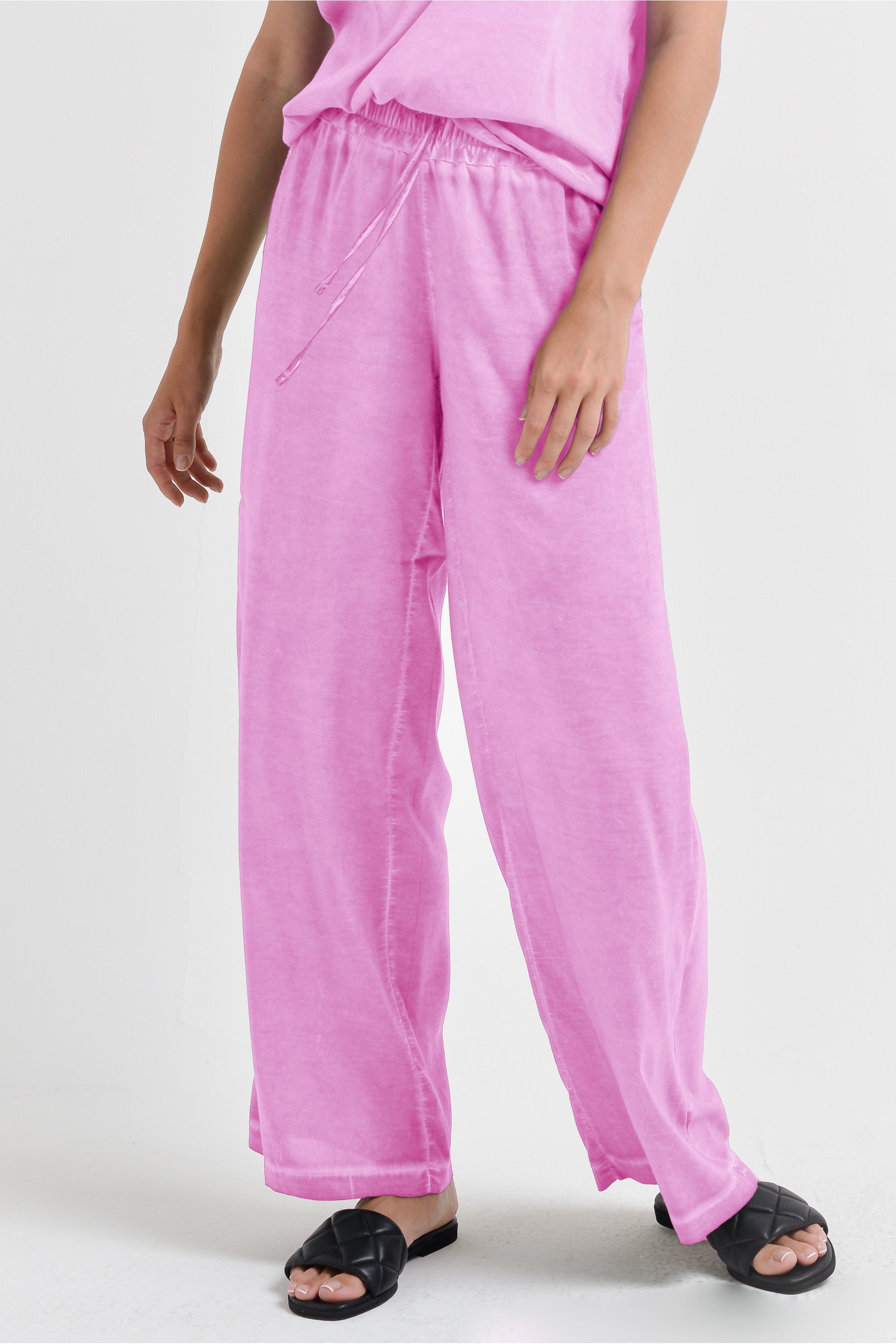 Billow Viscose Slacks in Candy | Ploumanac’h